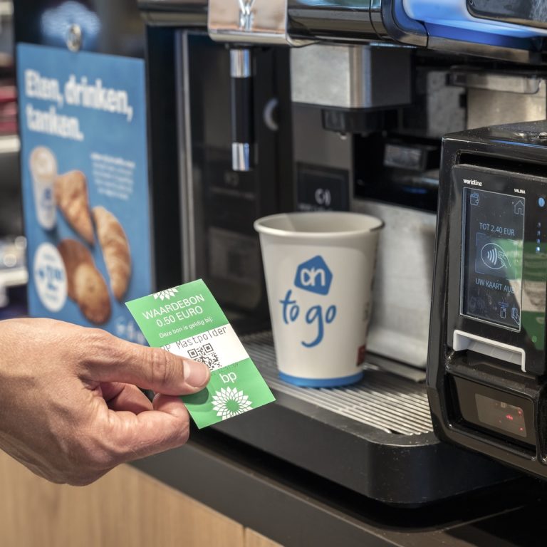 Get SmartNow to take control over your self-service machines